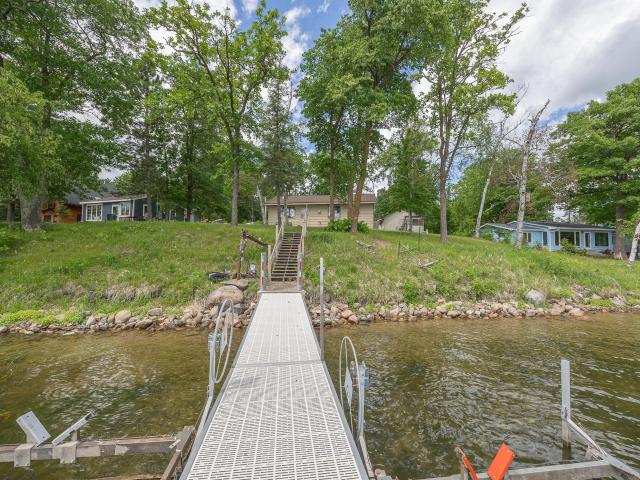 4935 Mae Bill Drive NE