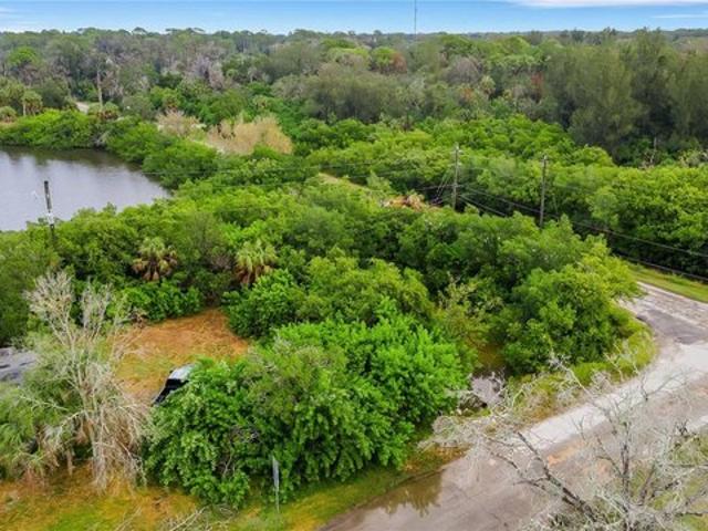 4935 Largo Ter, New Port Richey, FL 34652