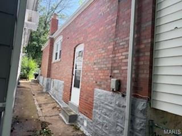 4936 Harney Ave, St. Louis, MO 63115 | MLS #25057 | Compass