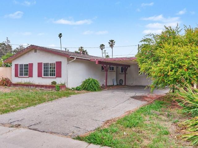 4937 Nipomo Dr, Carpinteria, CA 93013