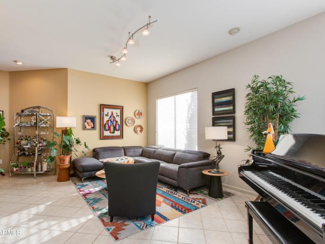 4937 E Villa Theresa Dr, Scottsdale, AZ 85254 | MLS #6989 | Compass