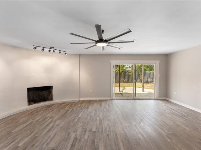 4937 Holmes Drive