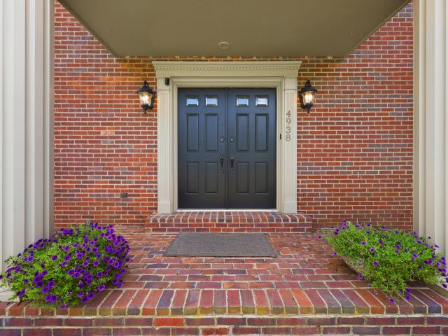 4938 Hartland Parkway