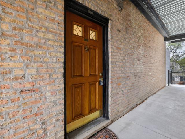 4938 S Drexel Boulevard # 210
