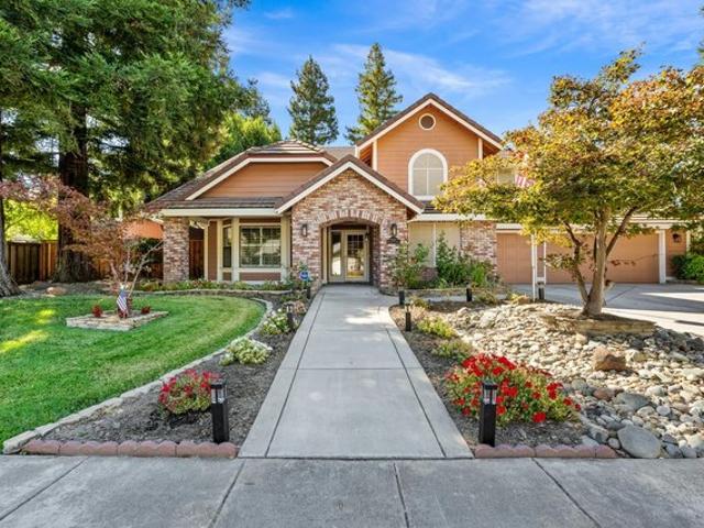 4938 Willow Vale Way, Elk Grove, CA 95758