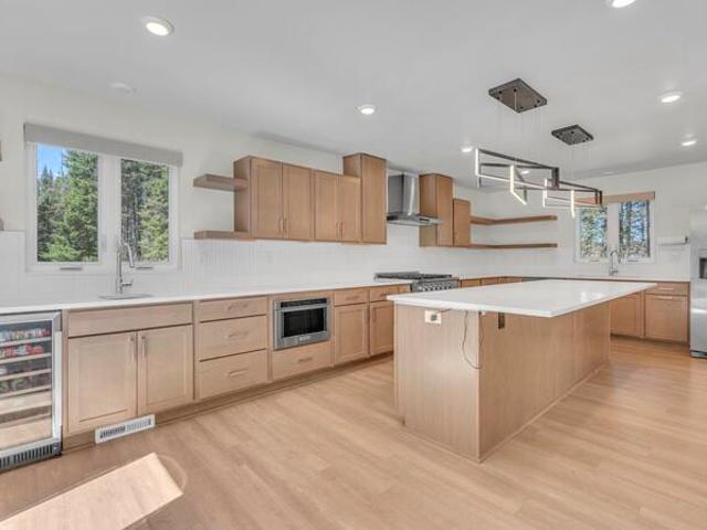 4939 Connemara Ct