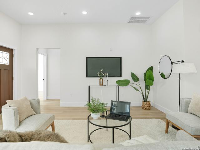4939 Driskill St, San Antonio, TX 78228 | MLS #1881 | Compass