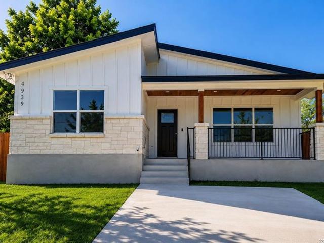 4939 Driskill St, San Antonio, TX 78228