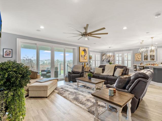4939 South Island Dr. North Myrtle Beach, US, SC