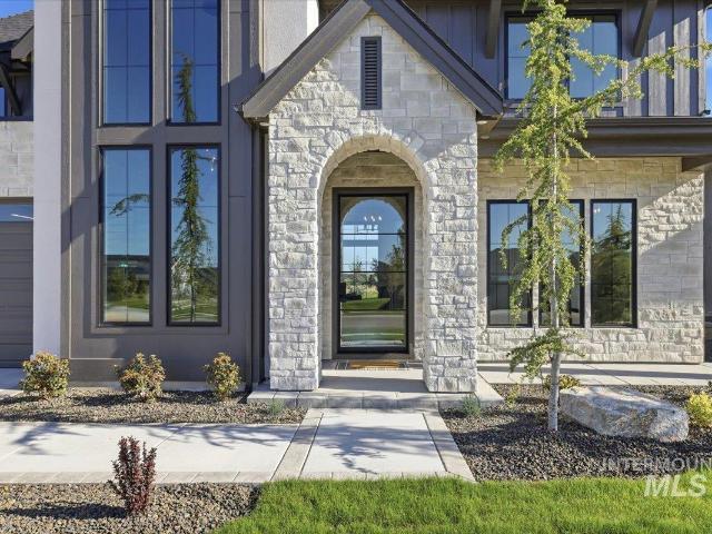 4930 W Braveheart