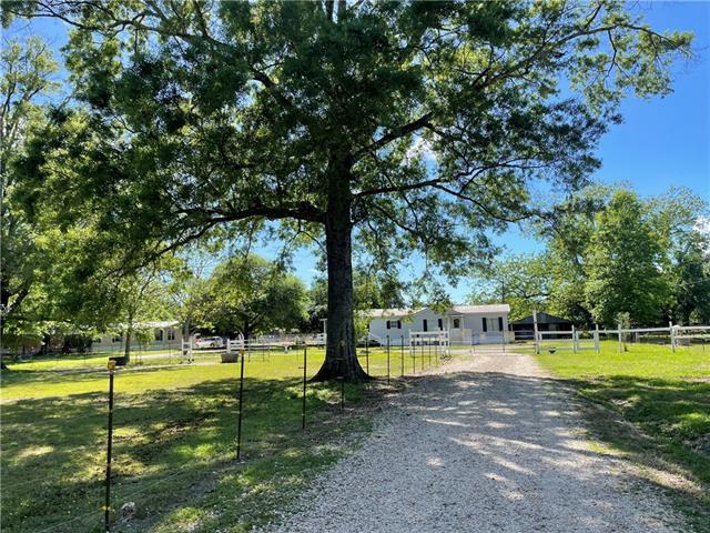 49317 49 Woodhaven Rd, Tickfaw, LA 70466 | MLS #2551