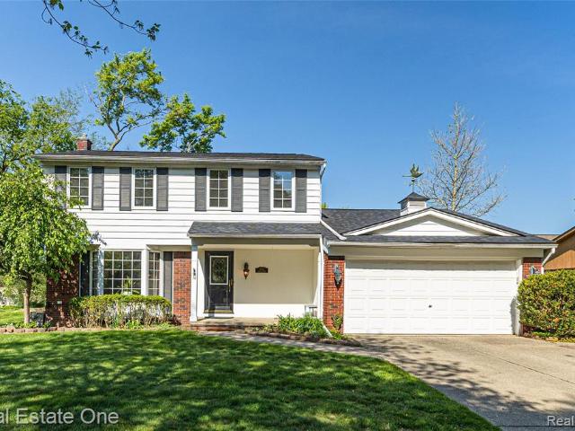 4931 Calvert Drive