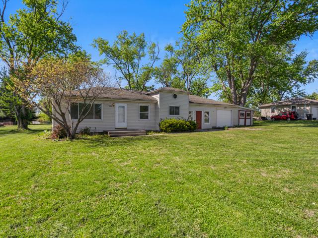 4931 E Glenwood Drive