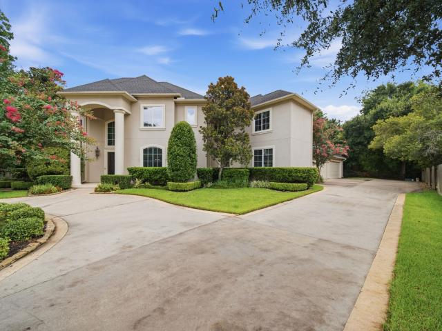 4931 Rose Canyon Lane