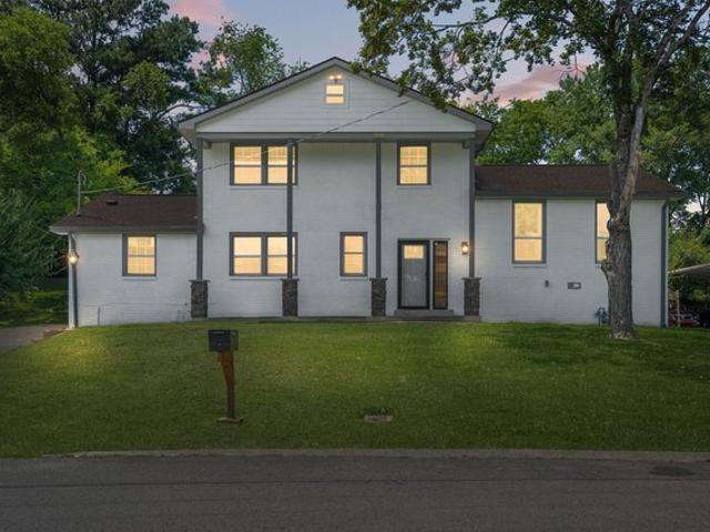 4931 Sherman Oaks Dr, Nashville, TN 37211