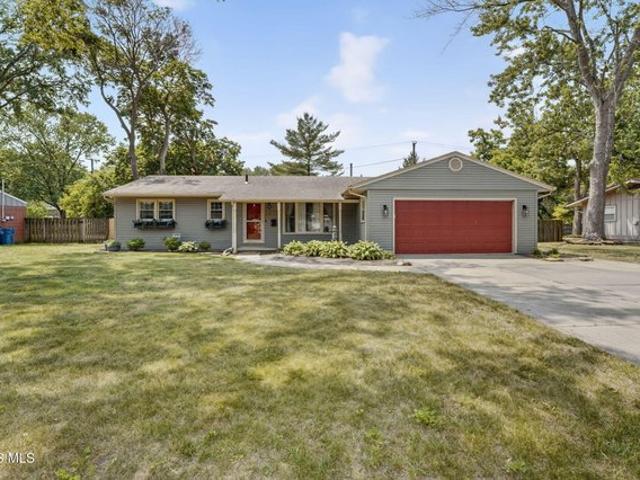 4931 Weldwood Ln, Sylvania, OH 43560