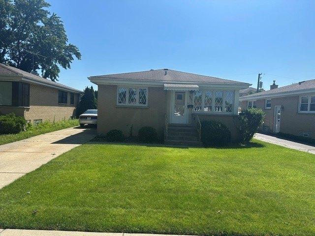 4933 N Ozanam Ave, Norridge, IL 60706