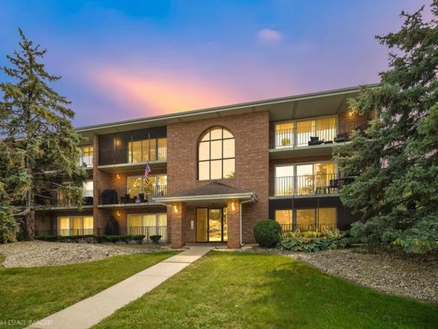 4933 E Circle Dr Apt 107, Crestwood, IL 60418