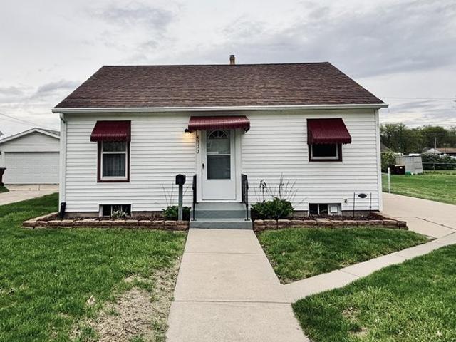 4933 Illinois St, Loves Park, IL 61111