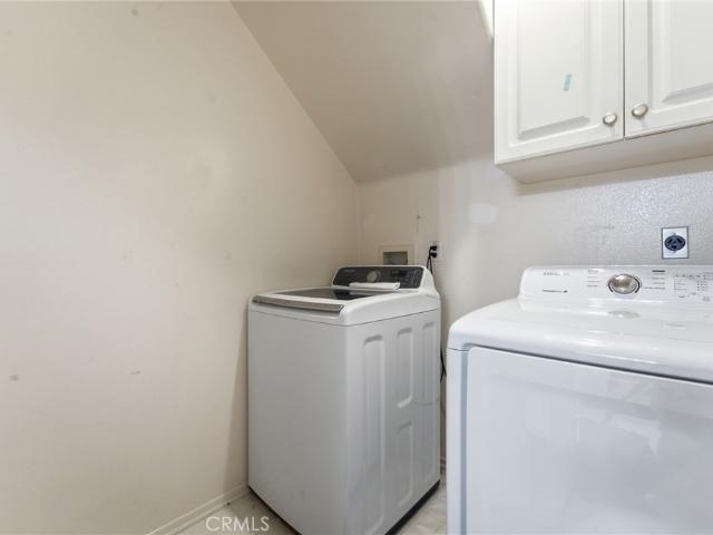 4933 Santo Dr, Oak Park, CA 91377 | MLS #SR26141