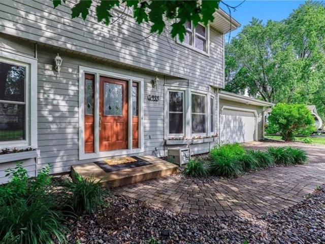 4933 Yukon Ave N, New Hope, MN 55428