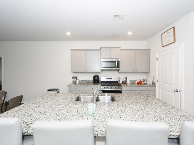 493 Cedarview Road