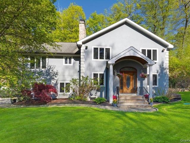 493 Chappaqua Rd, Briarcliff Manor, NY 10510