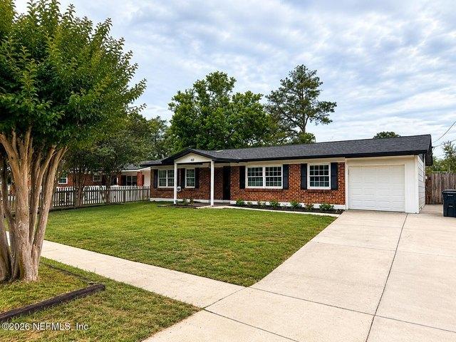 493 Clermont Ave S, Orange Park, FL 32073
