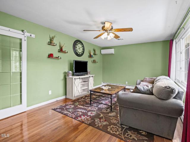 493 Elliot Road