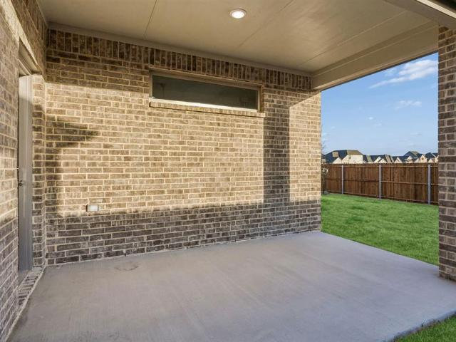 493 Hocking Hls Dr, Waxahachie, TX 75165 | MLS #21250