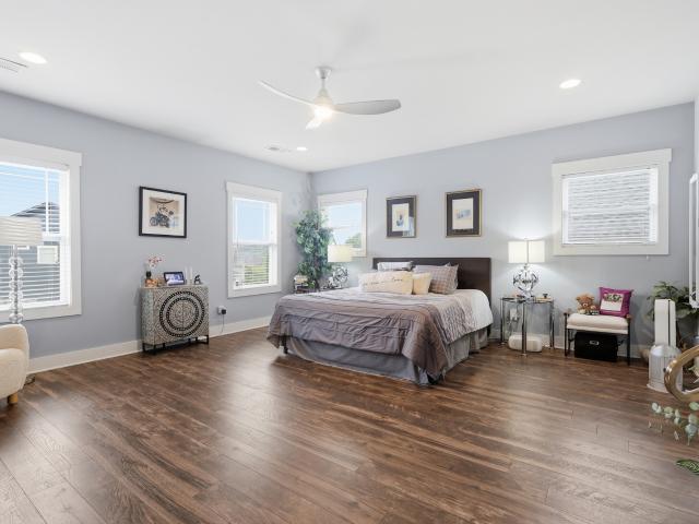 493 Highpoint Ter