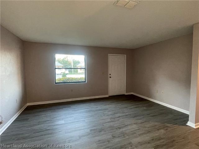 493 Las Palmas Cir, Unit 668, Avon Park, FL 33825 | MLS #323962 | Compass