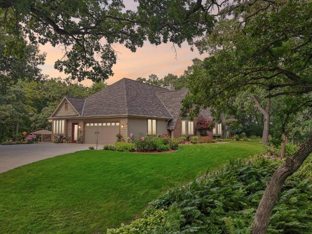 493 Lillian Ct