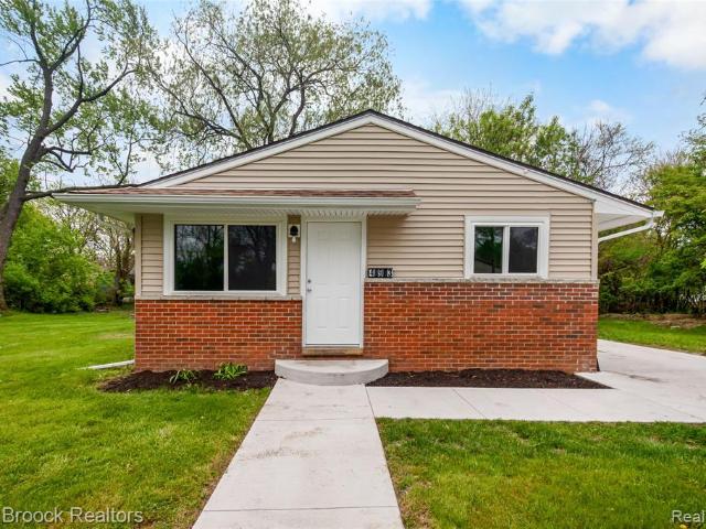 493 Luther Avenue
