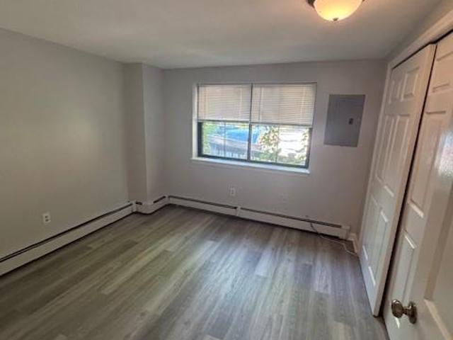 493 Main Street 3