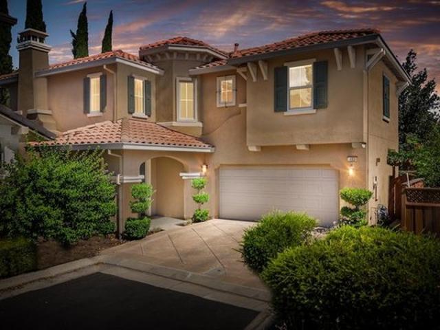 493 N Lafayette Ct, Mountain House, CA 95391
