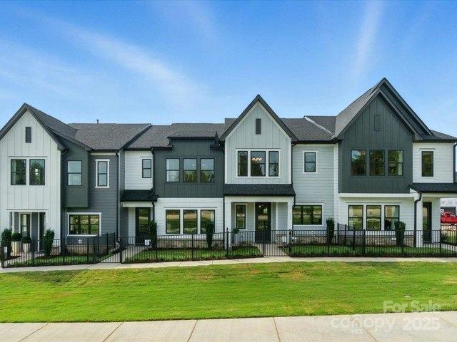 493 Nash St, Fort Mill, SC 29715