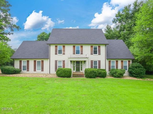 493 Shadow Ridge Dr, Jackson, TN 38305