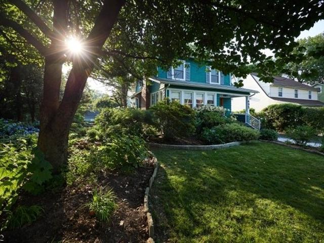 493 Richmond Ave, Maplewood, NJ 07040