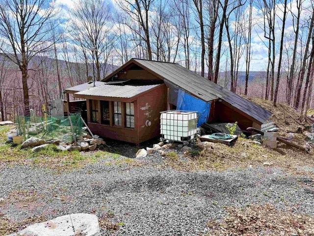 493 Wheeler Mountain Rd, Barton, VT 05822
