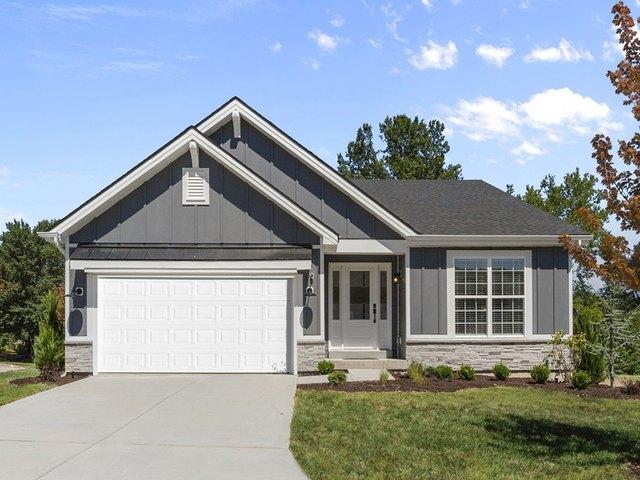 4944 Knotty Alder Dr, Imperial, MO 63052