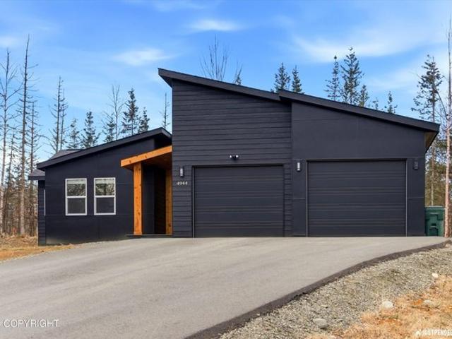 4944 W Notta Cir, Wasilla, AK 99623