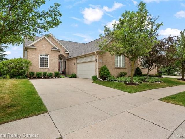 49455 N Glacier Ave Unit 43, Northville Township, MI 48168