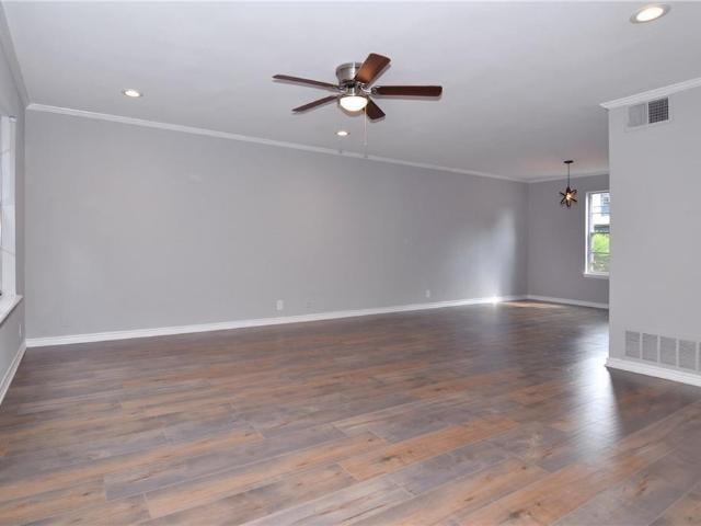 4945 N Hall Street # F 4945