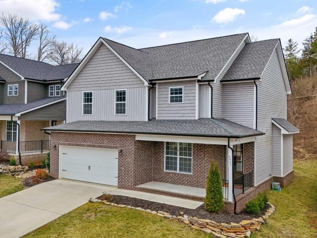 4945 Creek Bank Dr, Knoxville, TN 37920 | MLS #1328 | Compass
