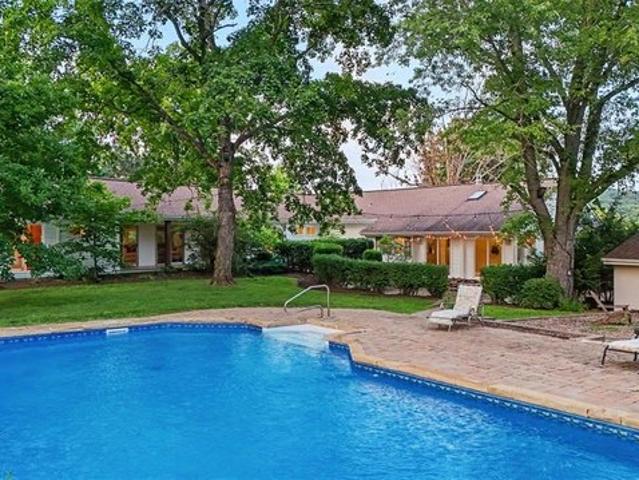 4945 Fox Bridge Rd, Wildwood, MO 63069