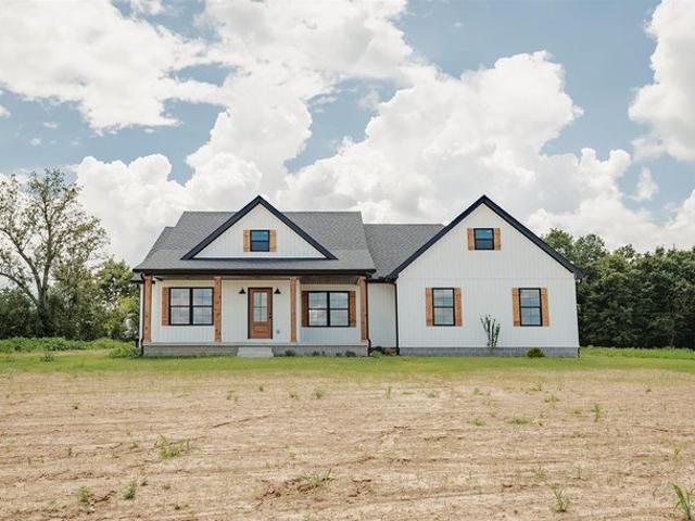 4945 Highland Lick Rd, Elkton, KY 42280