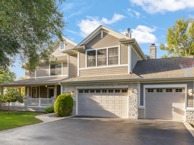 4947 Stonewall Ave, Downers Grove, IL 60515 | MLS #12529 | Compass