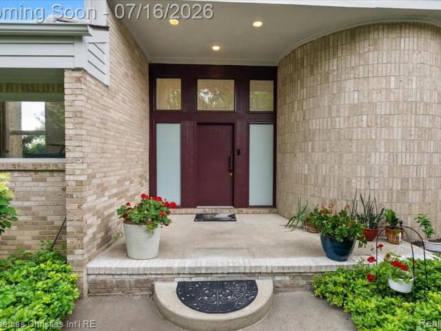 4948 Champlain Circle