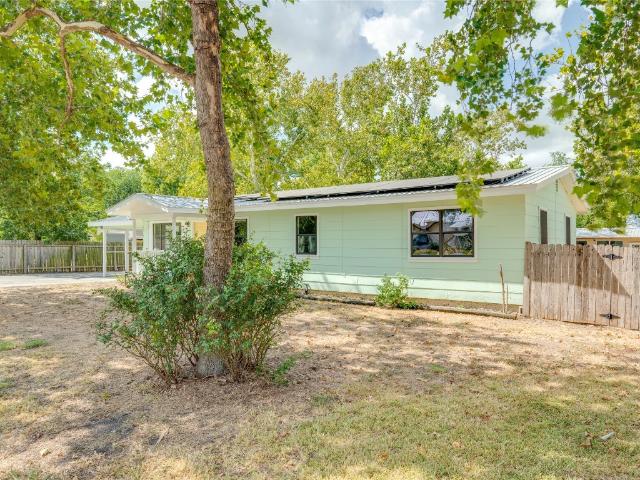 4948 Crossover Rd, San Marcos, TX 78666 | MLS #4728 | Compass
